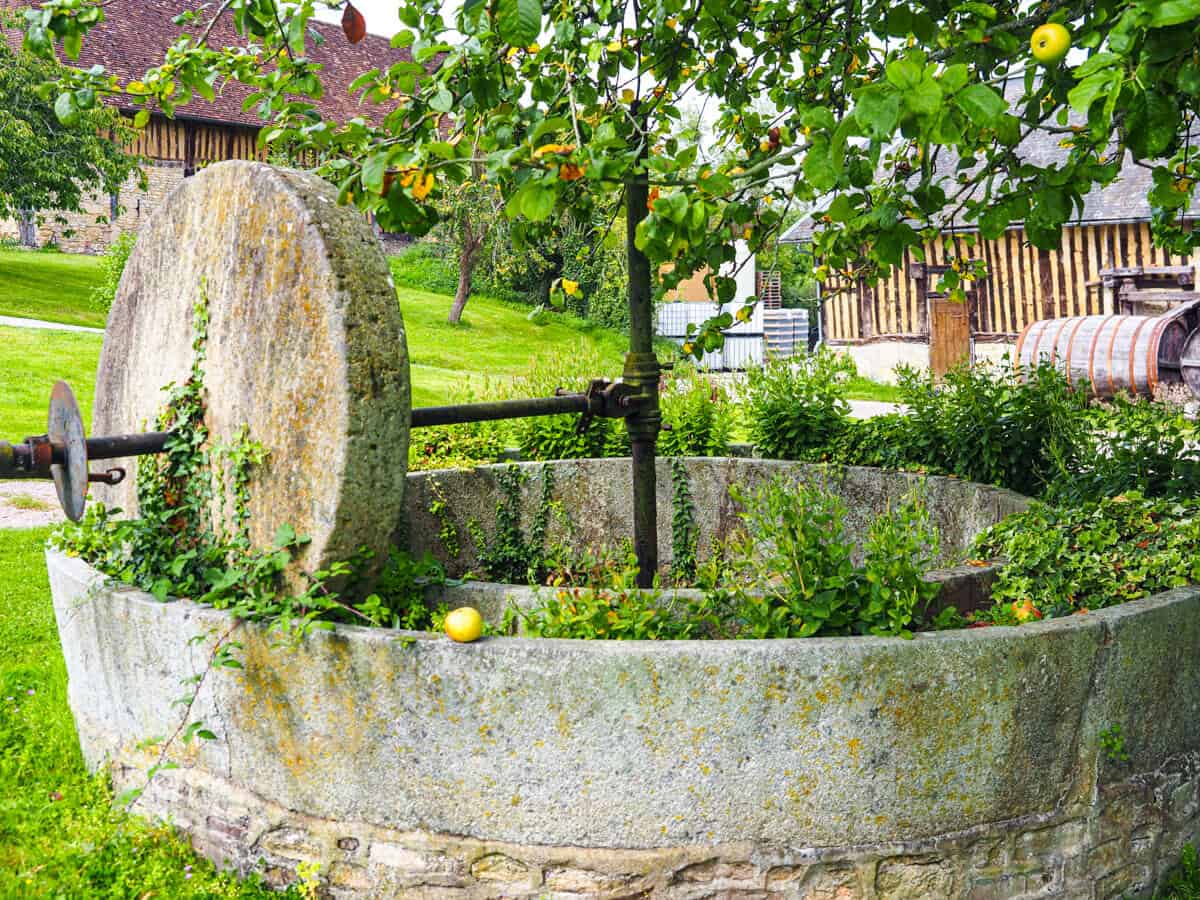 Ultimate Normandy Cider Route Guide & 1-Day Itinerary - France Voyager