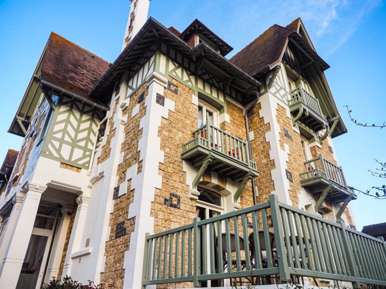 Ultimate Normandy Cider Route Guide & 1-Day Itinerary - France Voyager