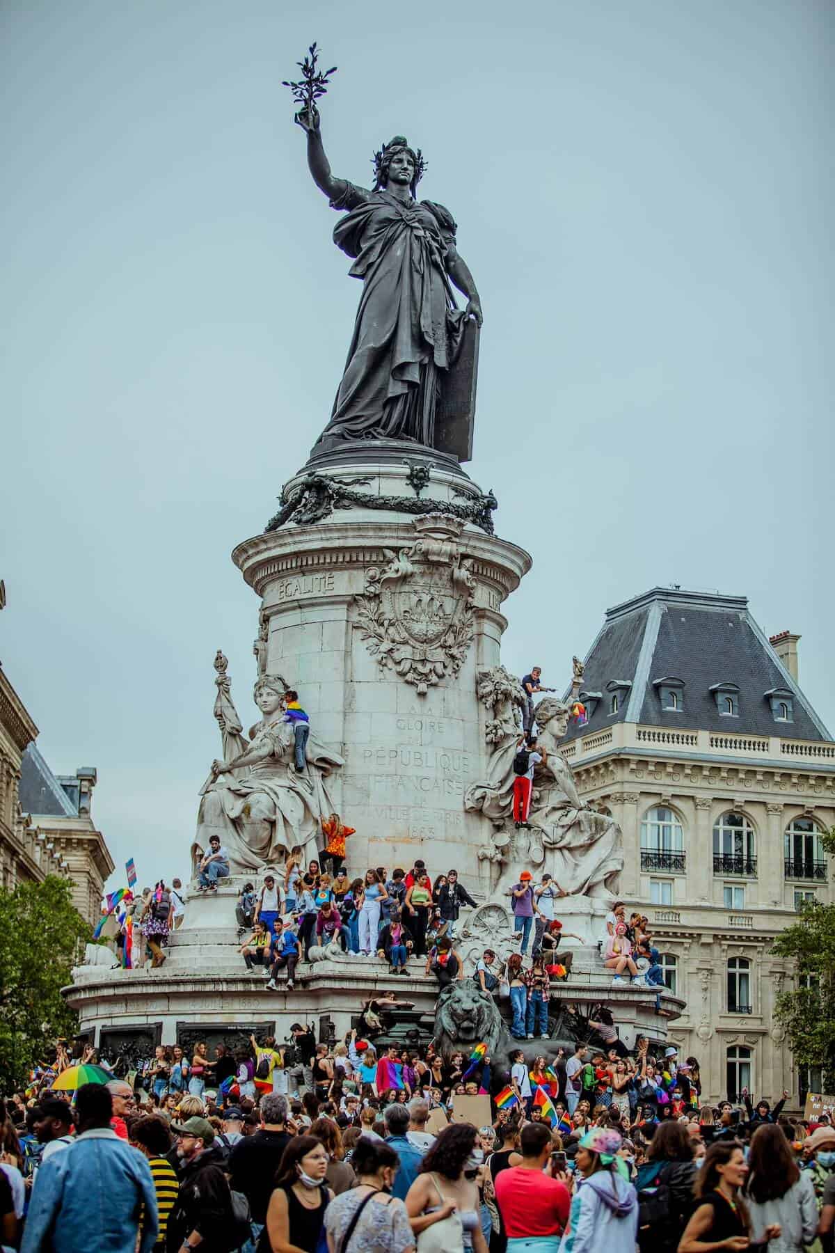 Paris in the Summer Guide: 23 Epic Things to Do in Paris in the ...